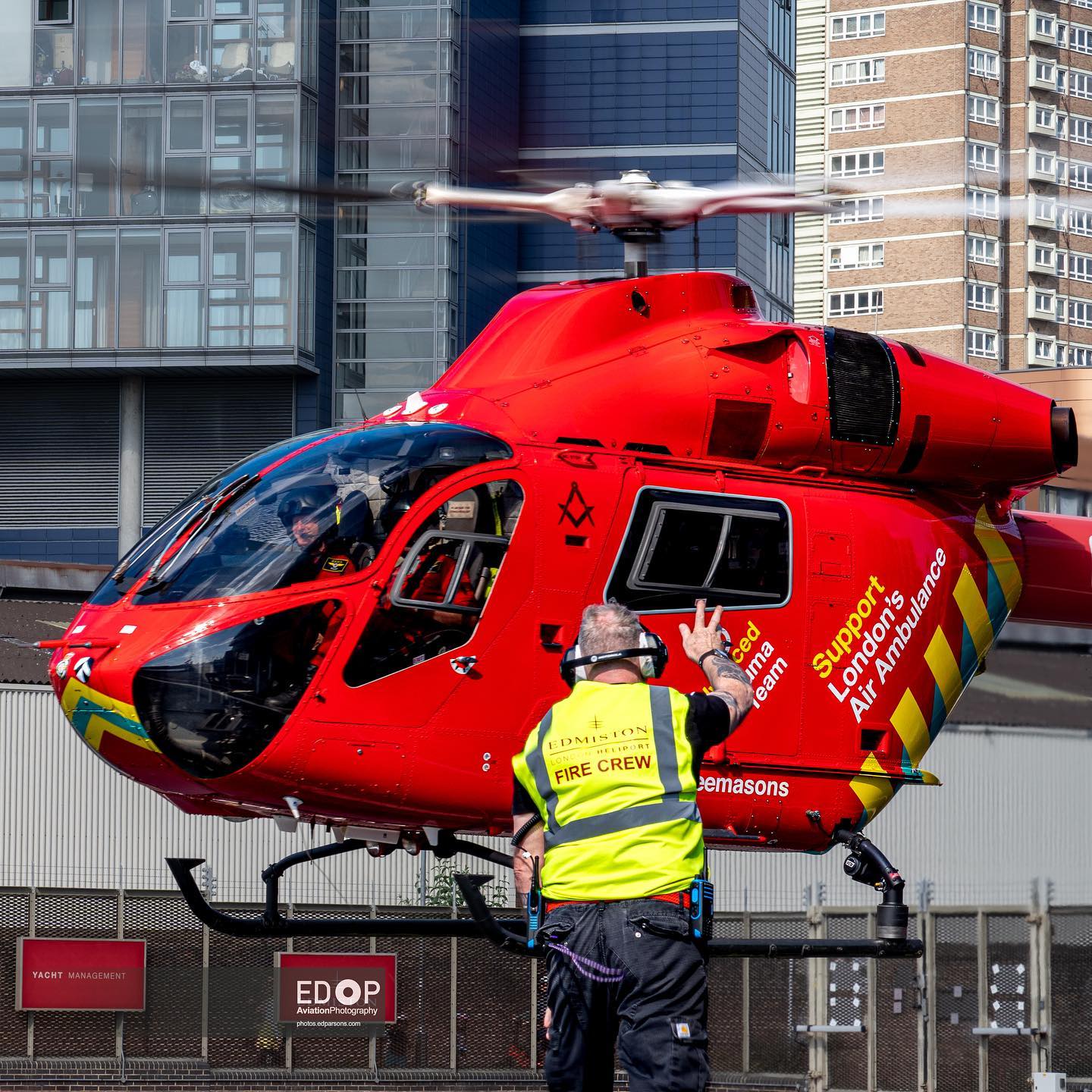 teamwork-londonairambulance-@londonsairambulance-@thelondonheliport ...