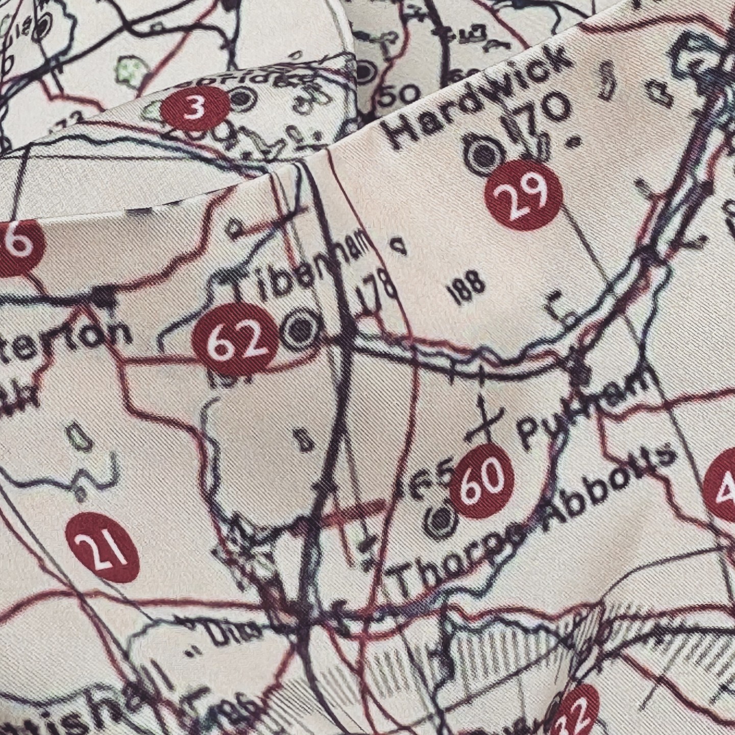 fabric-map-of-the-usaaf-bases-in-the-uk-by-@splashmaps-a-material ...